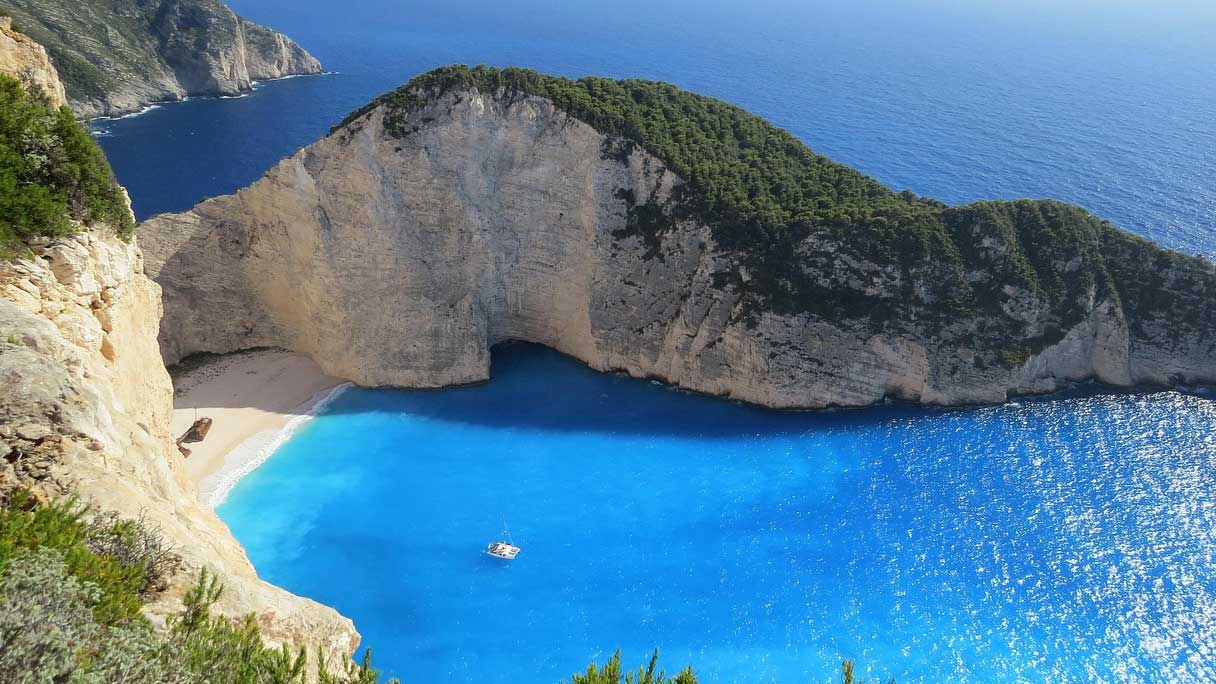 MT103とMT202の違いをわかりやすく解説｜送金構造・手数料・事例まで丁寧に比較 - illogs